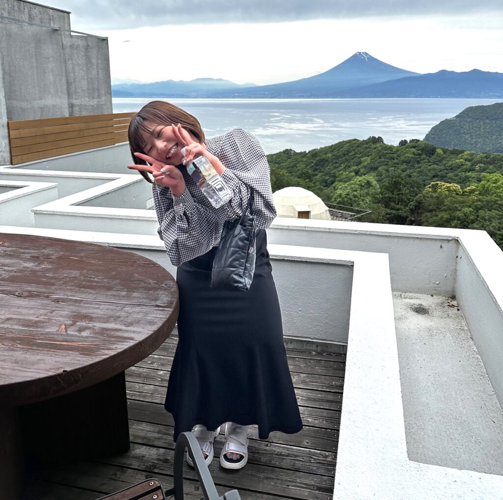 【会社紹介】社員旅行～静岡県・伊豆 UFUFU VILLAGE グランピング～ | コスモリクエスト【マンション経営で年金造りと資産拡大を】